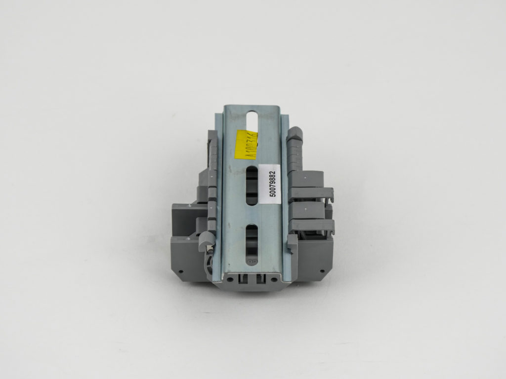 Terminal Block Mains - Labstrong | Strength through Innovation